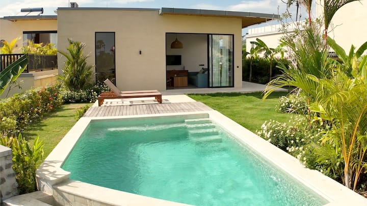 Julim Nila • Amed Luxury Villa - Australië