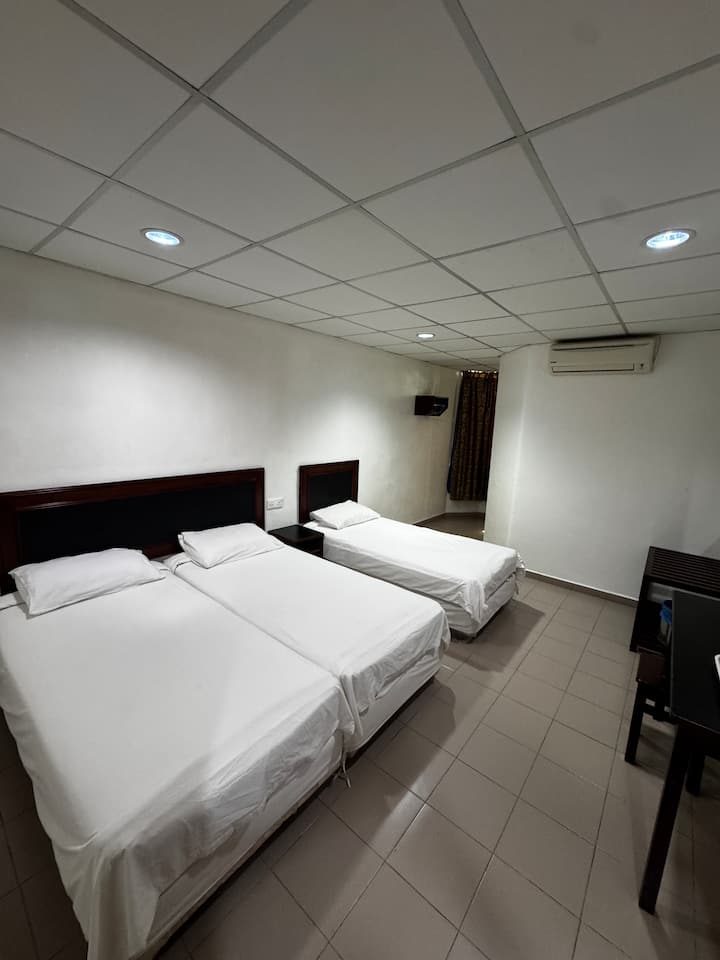 Embassy Hotel - Mersing