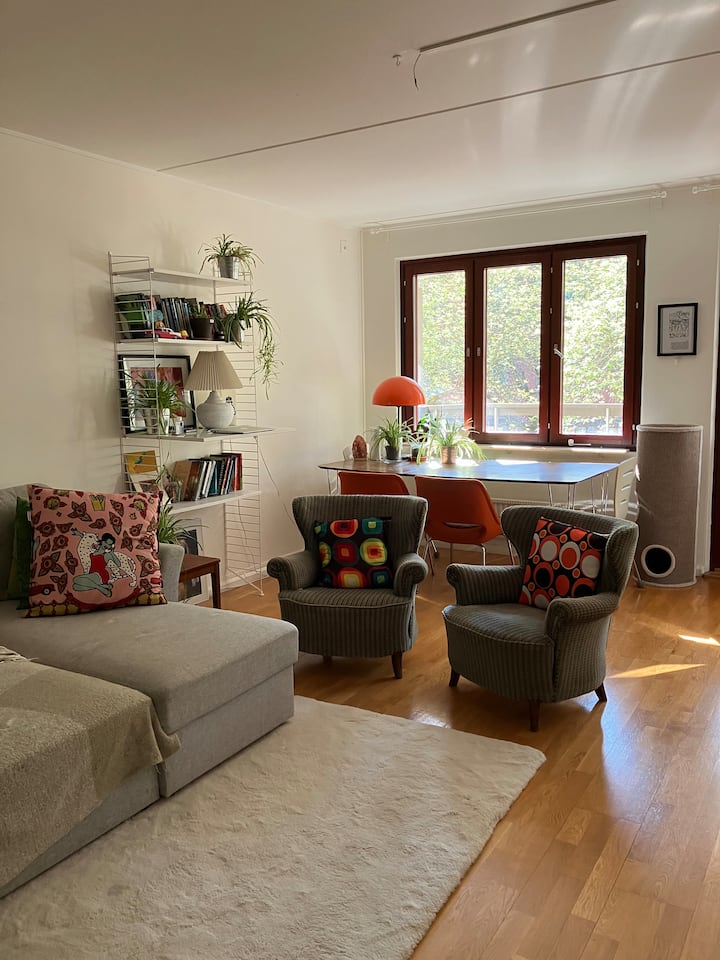 Nära Till Stan Och Naturen - Stockholm