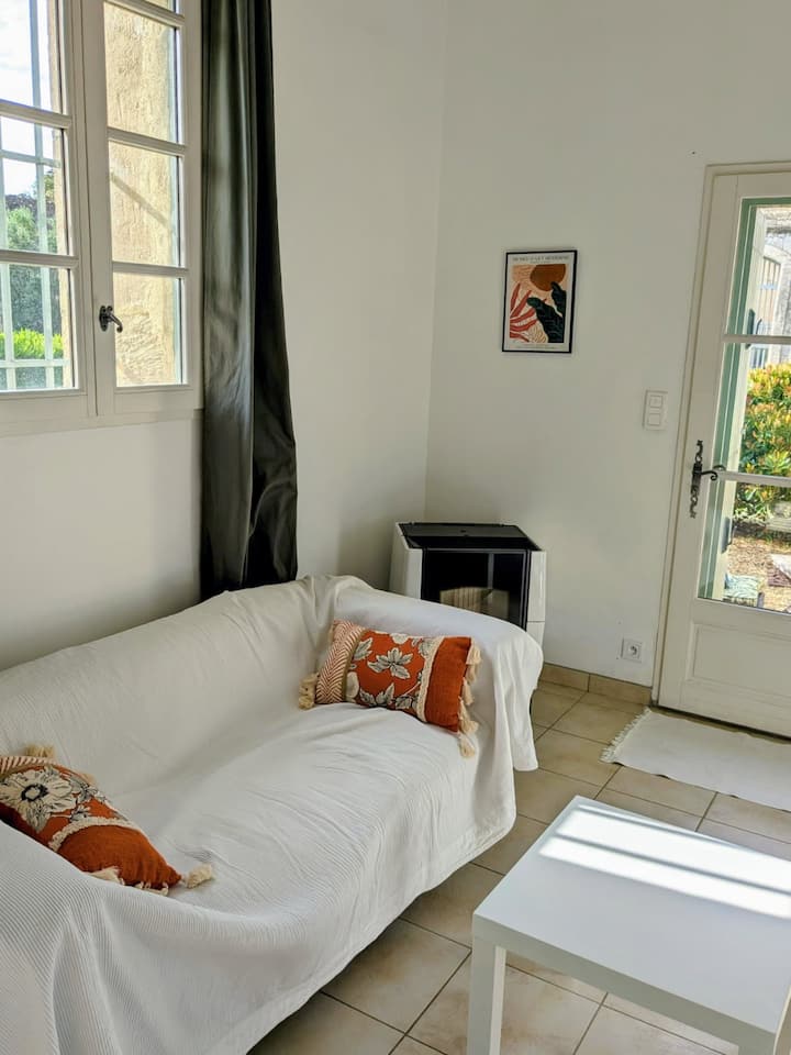 Petite Maison Dans Un Domaine - Montpellier