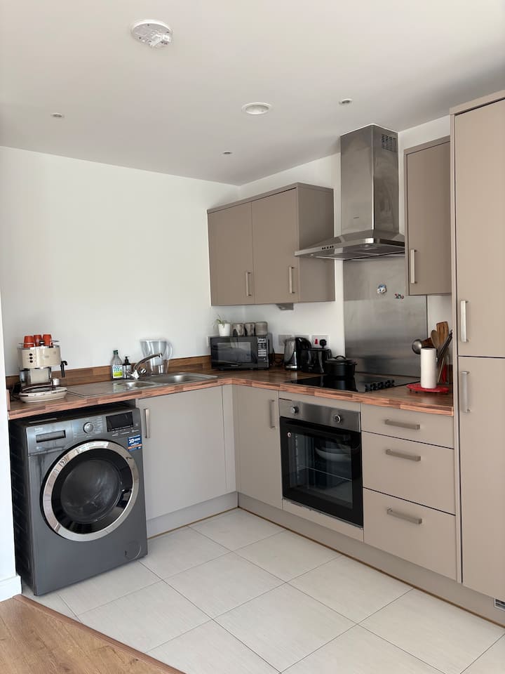 Beautiful Studio In Wimbledon - Chessington World of Adventures Resort