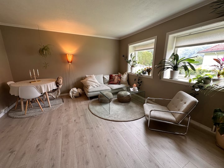 Cozy Apartment With Garden - Bergen