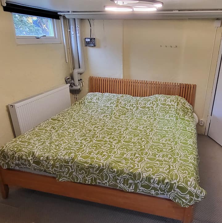 Egen Lägenhet I Källarvåning. - Göteborg