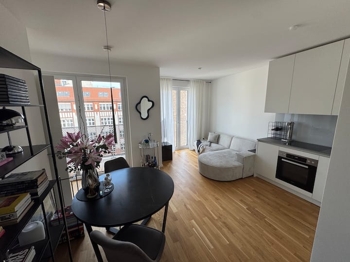 Modern&flooded With Light Studio - Berlin