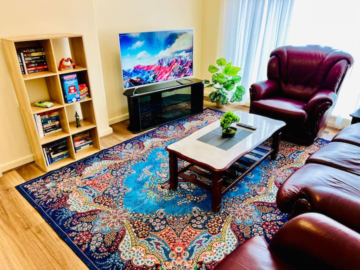 Renovated Spacious 2br Apt With Split System & 1cp - Box Hill