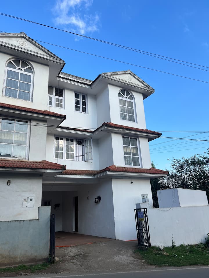 Green Leaves Apartments - Ooty