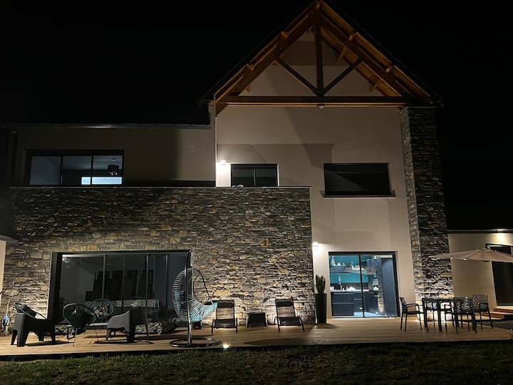Grande Maison Avec Vue - Arreau