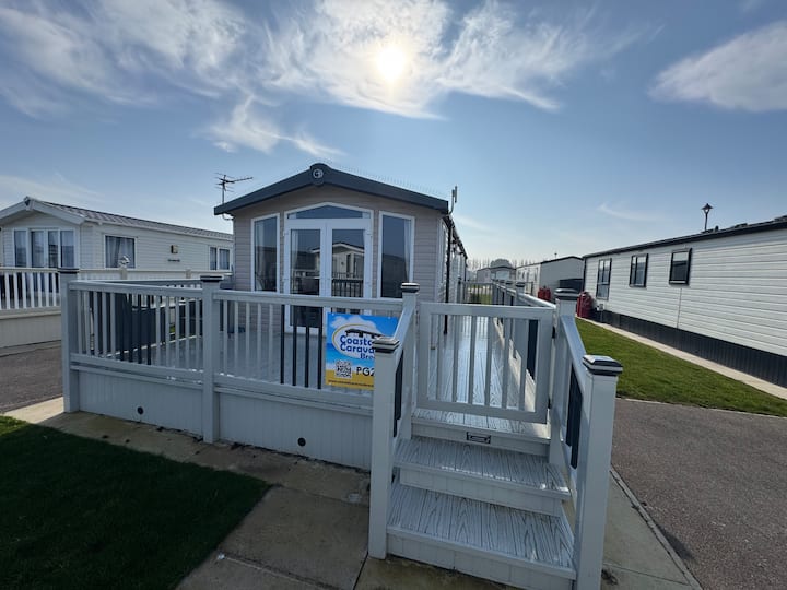 Golden Palm Resort - The Swift Pg204 - Chapel St Leonards