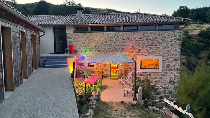 Les Pizes - 6 Places - Le Cheylard