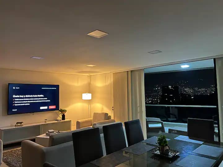 401 Moderno, Acogedor Y Con Vista En El Poblado - Sabaneta