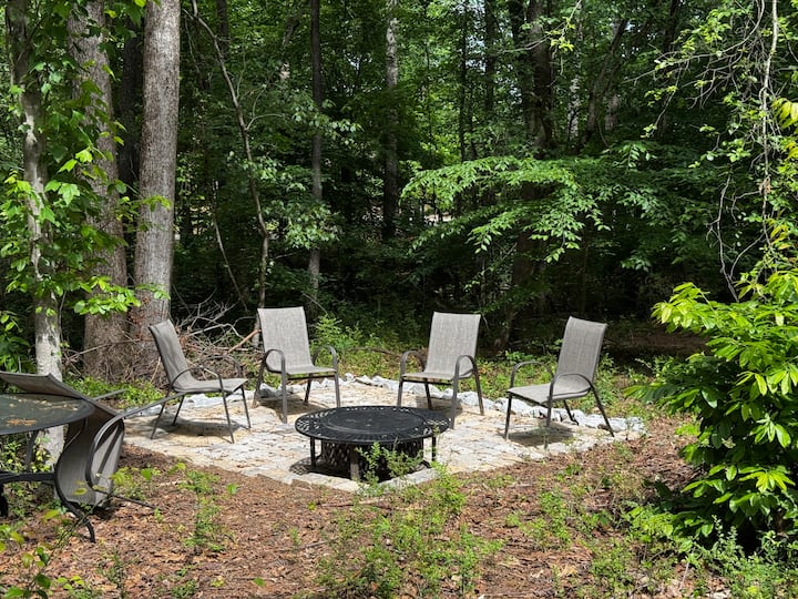 Nature Escape - Lake Lanier, GA