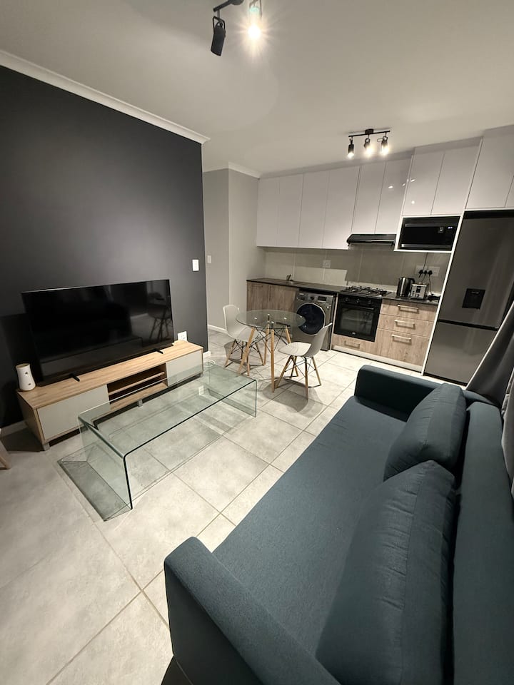 Table Mountain View Apartment - Parklands