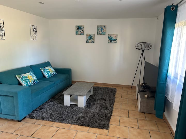 Appartement Indépendant Avec Terrasse Privée - ibis Avallon