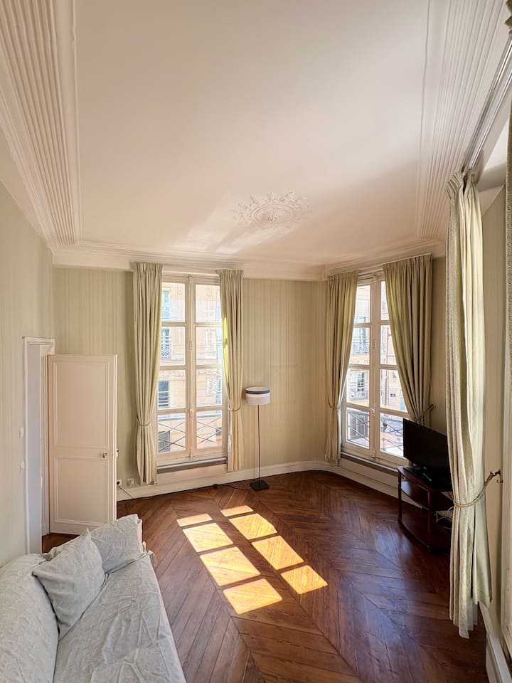 3 Pièces Palais Royal / Victoire - Paris 2e Arrondissement