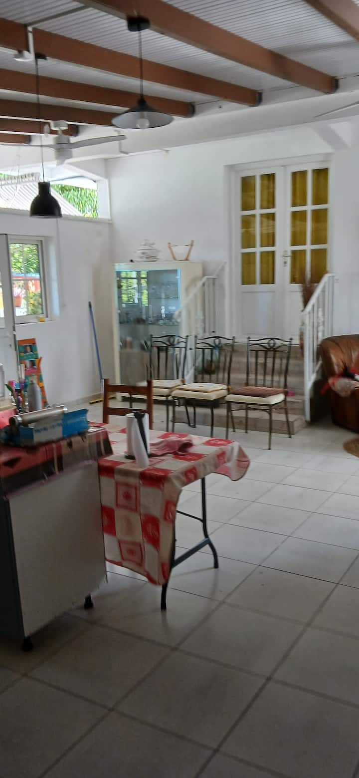 Chambre à Louer Chez L'habitant - Guadeloupe