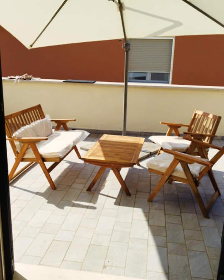 Una Terrazza Per Due - Castagneto Carducci