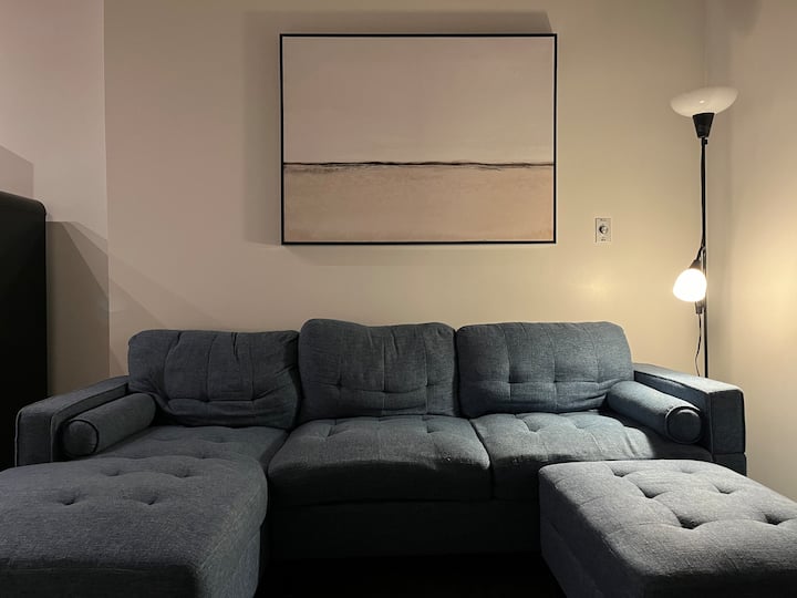 Minimalist's Loft At Central Station - MacEwan University