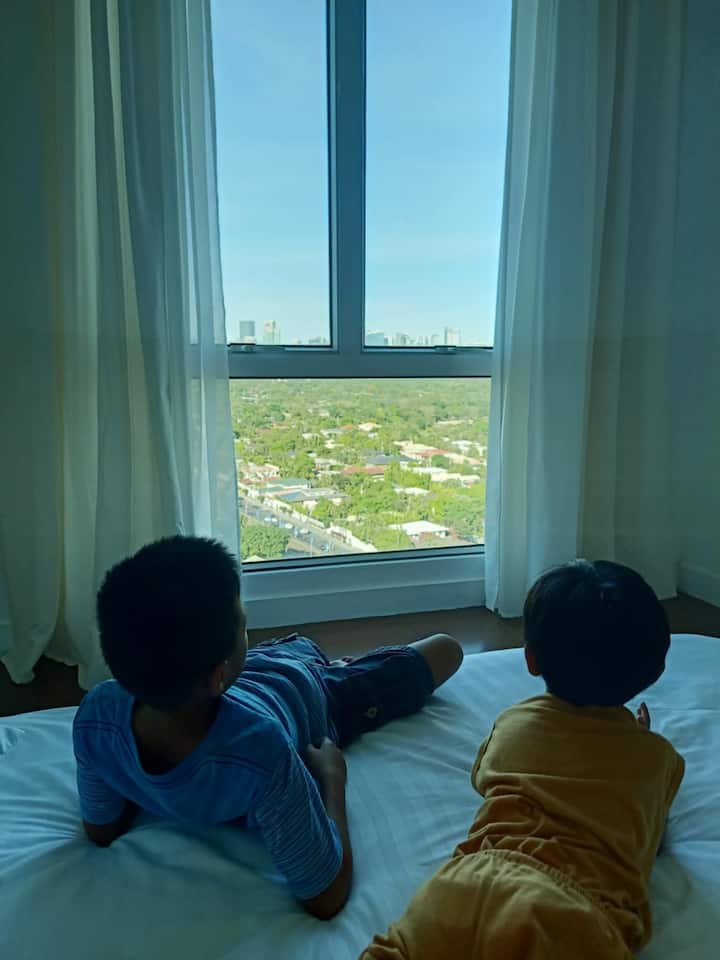 2br/2ba Condo With Skyline View! - マカティ