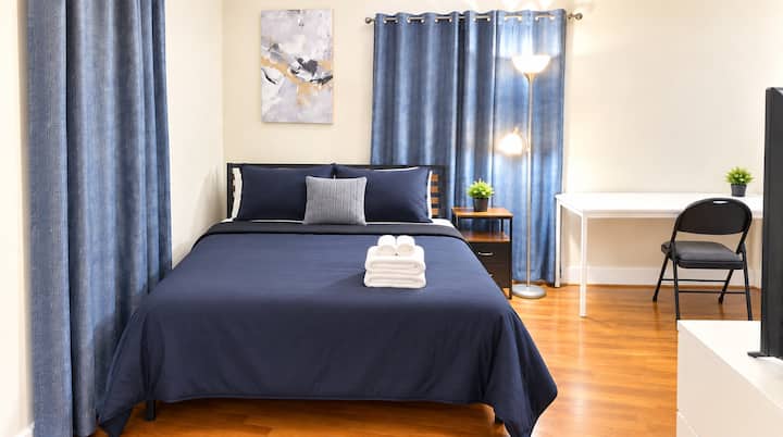 Queen Bed Priv Bath Kitch Wifi Parking Near Dulles - Ashburn, VA