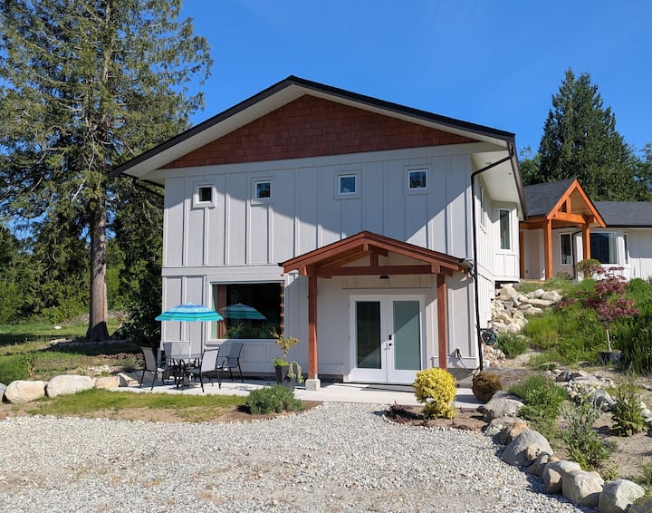 Rimrock Road Airbnb - Sechelt