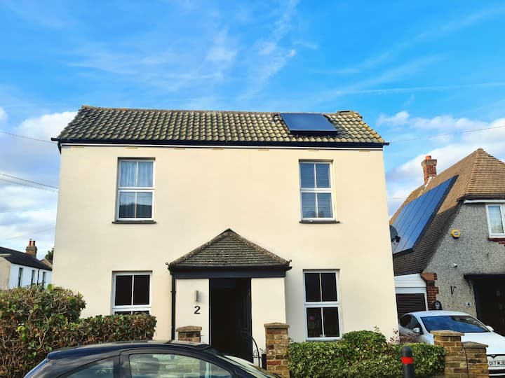 Single Room Ideal  Shepperton Studio And Heathrow - Aéroport de Londres Heathrow (LHR)