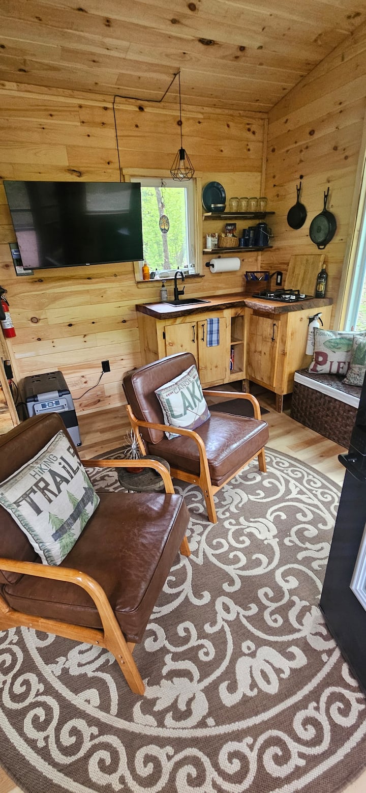 The Riverbend Retreat - Michigan