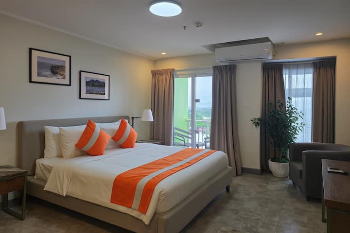 Modern & Stylish Condo La Grande 11th Floor - Angeles