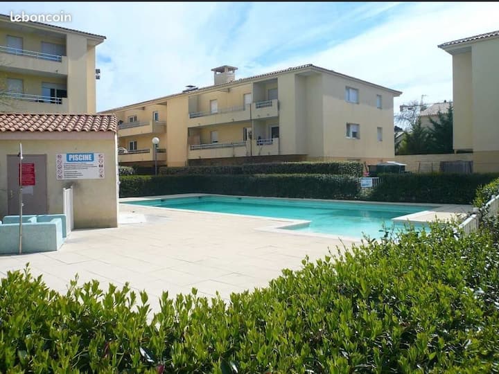 T2 Avec Piscine, Parking. - Saint-Jean-de-Védas
