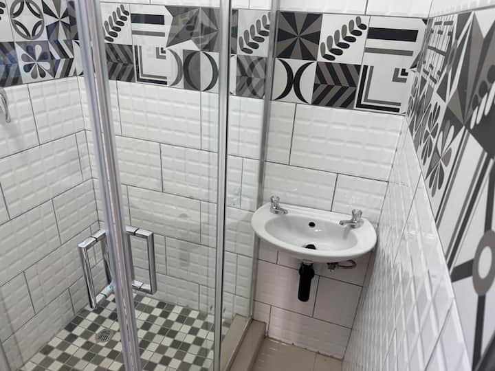 Albam Residency - Kuruman