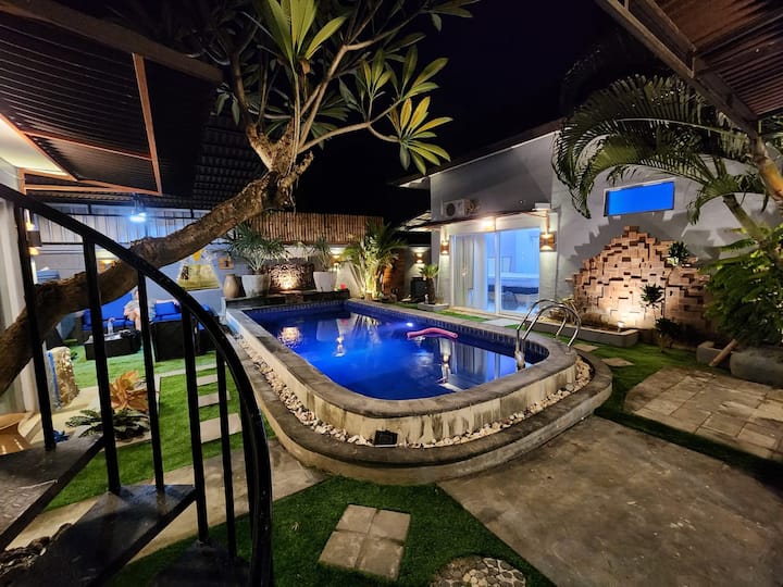 Luxury Villa In Heart Of Sanur - Sanur