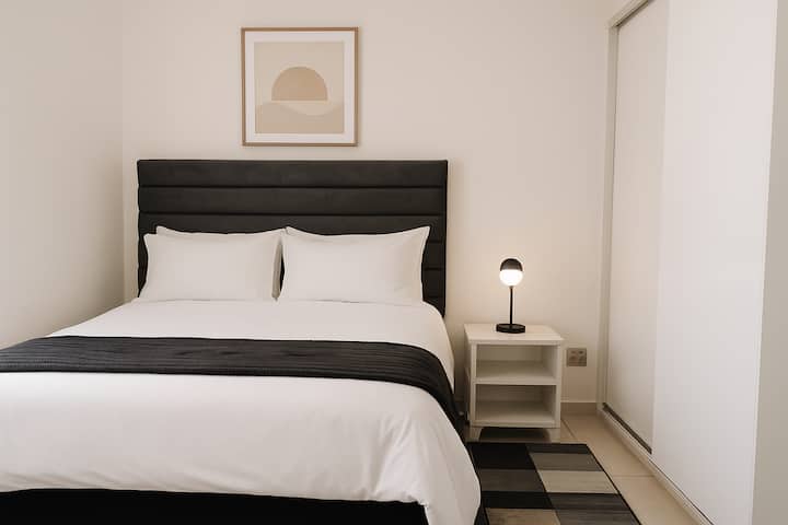 Zenlux Cozy Stay Bnb In Randburg - Randburg