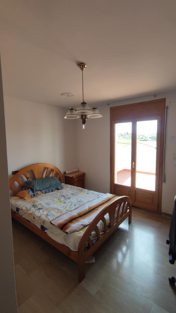 Casa Entera Con Cochera - Castellote