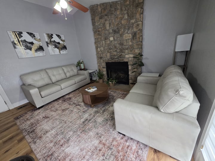 Sagewood Suite | Centennial 3br W/suburban Comfort - Aurora, CO