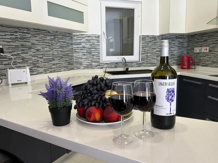 Lavender Suite - Malta