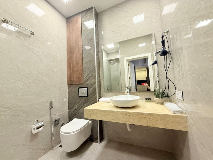 Azur By Arzu – Royal Comfort - Baku