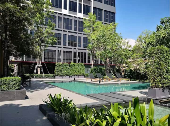 <M18>全新 复式公寓 2 Bed 可住4人 素坤逸87 临近捷运 天空酒吧 - Thailand