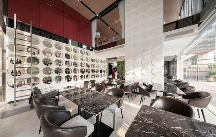 <M21>全新奢华公寓 2 Bed 可住4人/泳池/健身房/@bts Onnut - Phra Khanong