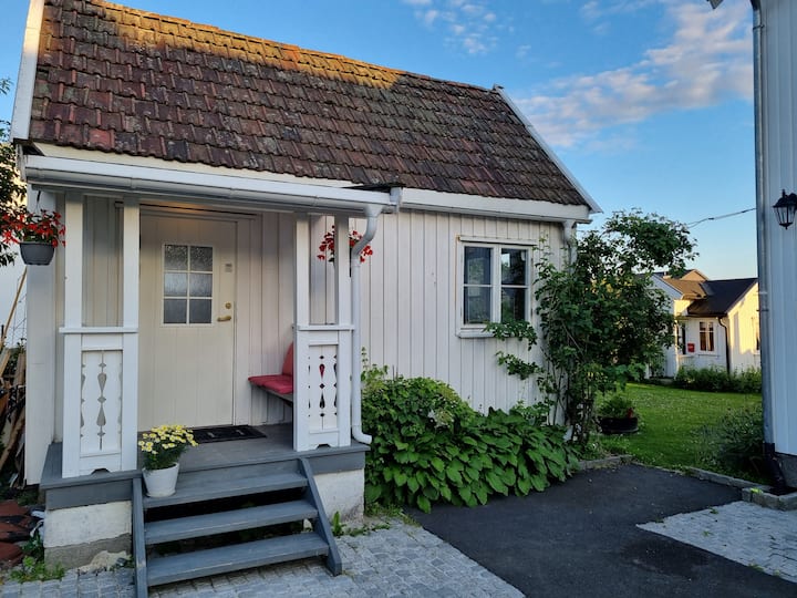 Fredelig Anneks På Refstad I Oslo - Oslo