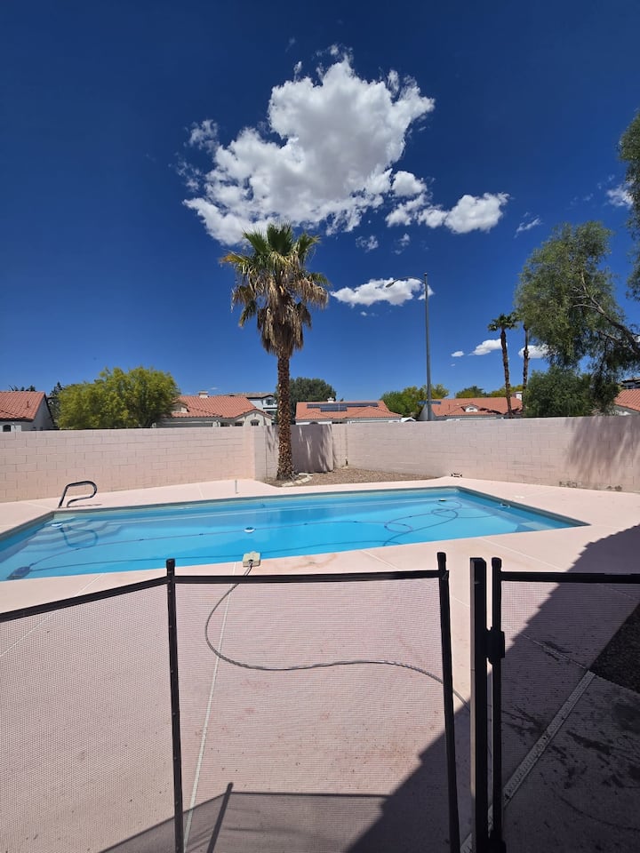 Blue Oasis - North Las Vegas, NV