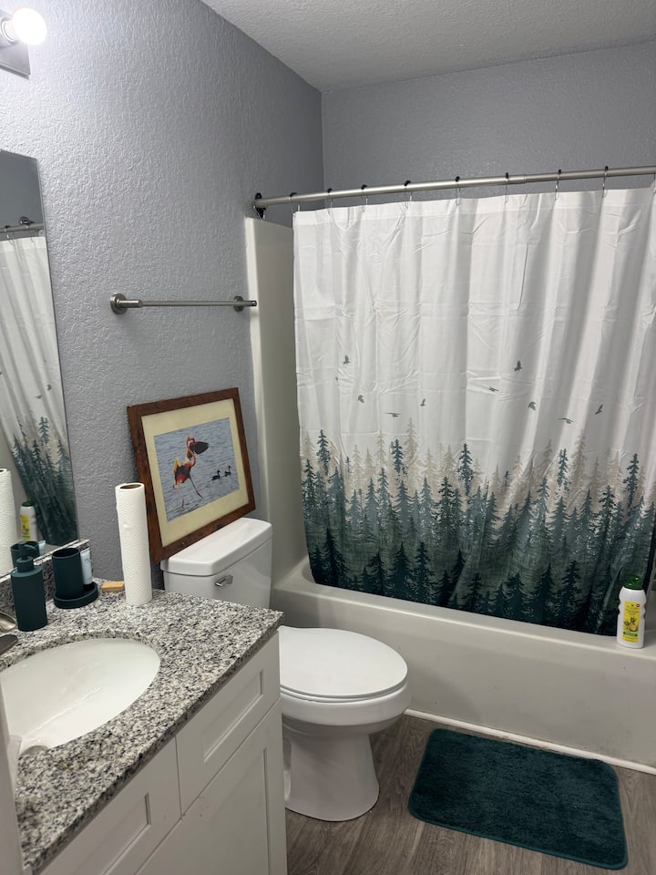 The Cleanest Relaxable Stay - Tallahassee, FL