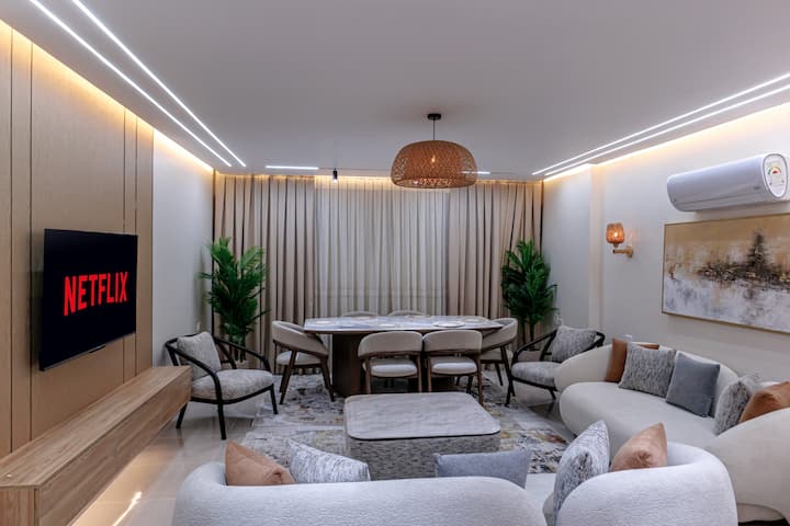 شقة فاخرة بجوار سيتي ستارز مباشر - Egypt