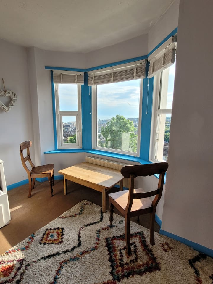 Nice Quiet Flat Near West Hill. - Hastings