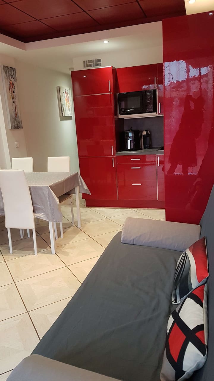 Sete Appartement T1bis Chic Climatisé 300m Mer - Sète