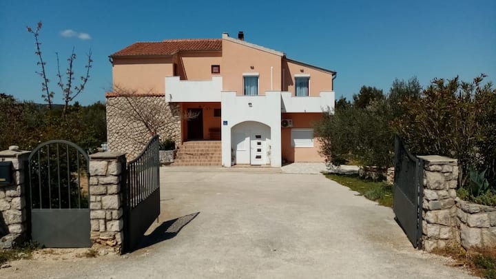 Apartman 6+2 - Skradin