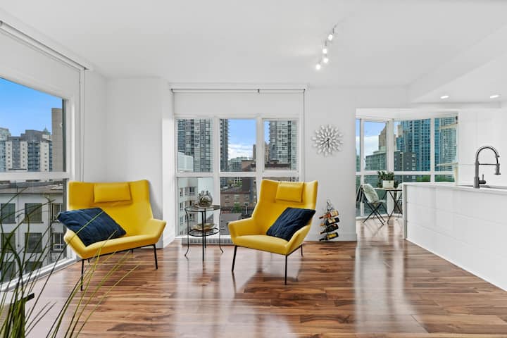 Stylish Yaletown High-rise | Cozy En-suite Rooms - Vancouver