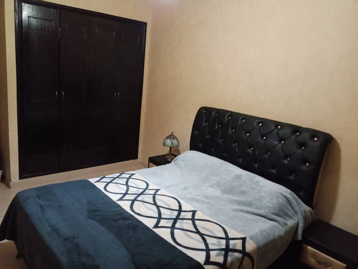 Chambre à Louer Toilettes Privées Sans Cuisine - Casablanca