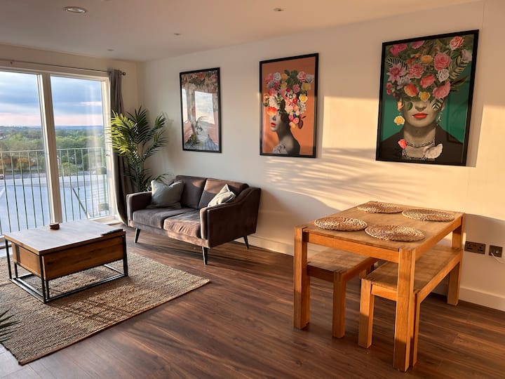 Beautiful One Bed Apartment - Bracknell