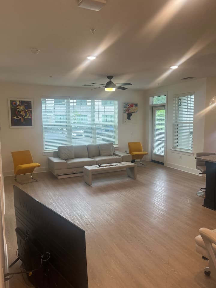 Luxury Apt Of Golf Course - 威爾明頓