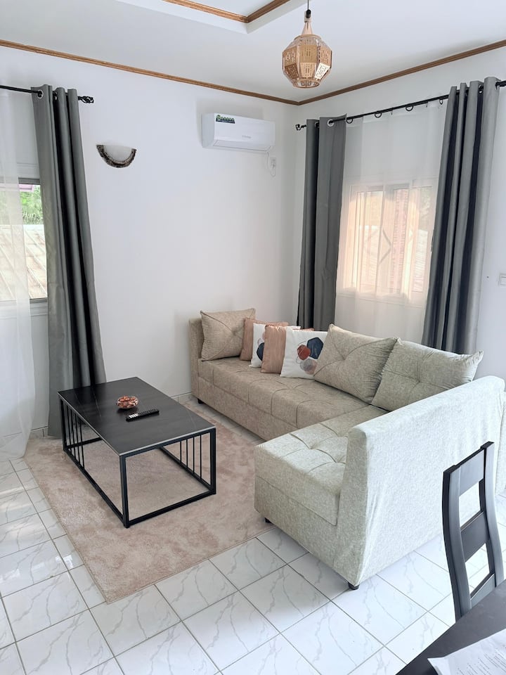 M.n House - Libreville