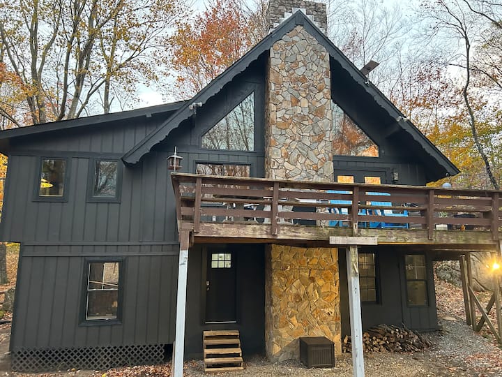 Ski Chalet 5 Minutes To Slopes With Hot Tub - Beech Mountain, NC